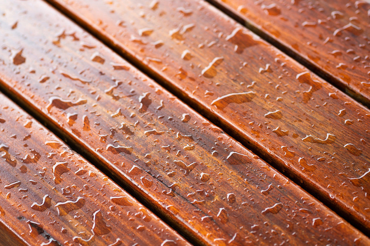 How to Seal Wood - Sealing Wooden Structures, Decking and Furniture ...